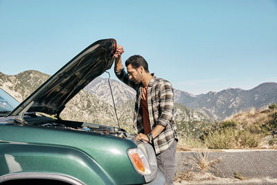 Hum X Car Diagnostics, Assistance, & Wi-Fi Hotspot | Verizon