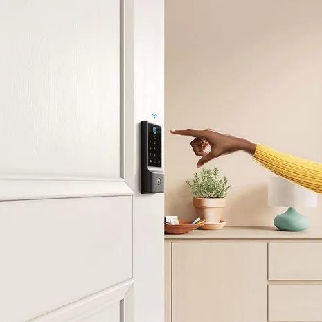 eufy Security Smart Lock C220 Fingerprint Keyless Entry Door Lock ...